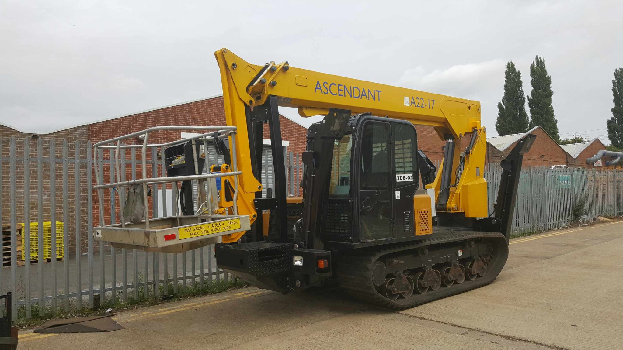 Tracked MEWPs- 18m - 26m reach Archives - John M Paterson Ltd